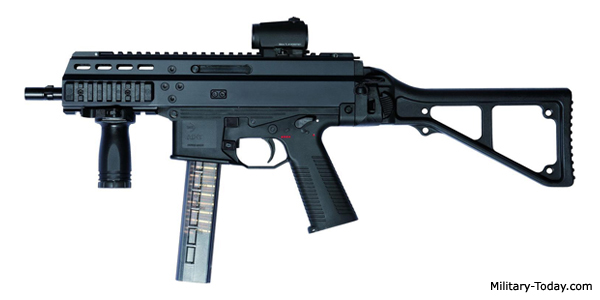 Defensa y Armas: Subfusil Brügger y Thomet APC9 (Suiza)