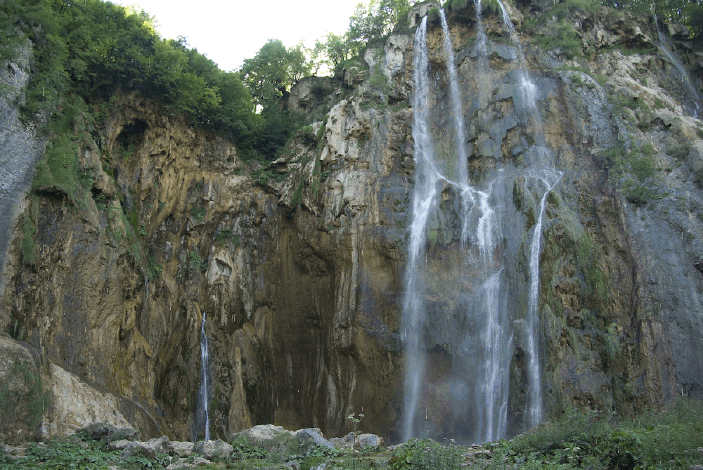 Cataratas Mandraka | Naturaleza Viva en Movimiento