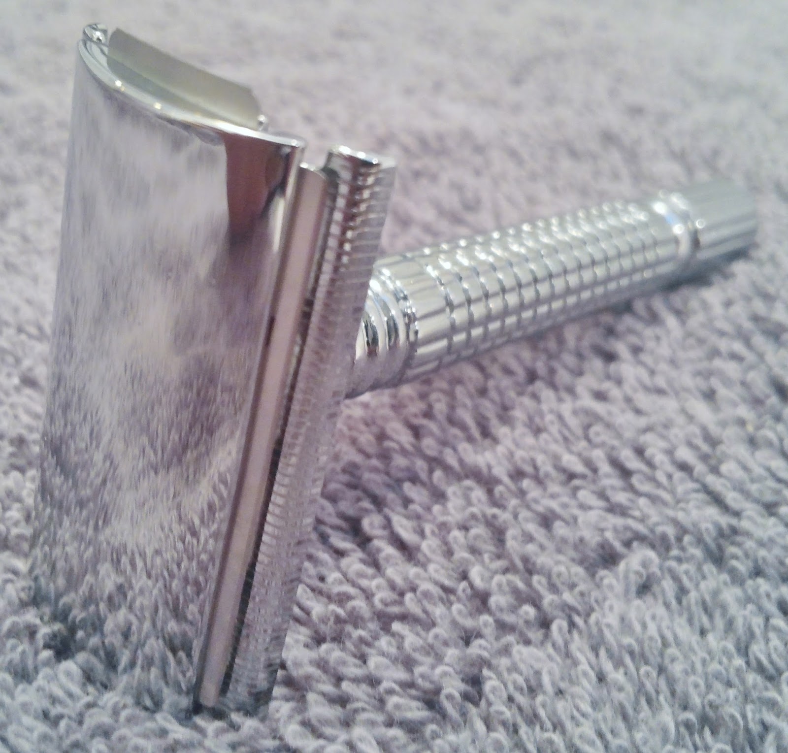 Shave Like Grandad: SuperMax Titanium Blade Combinations with Razors