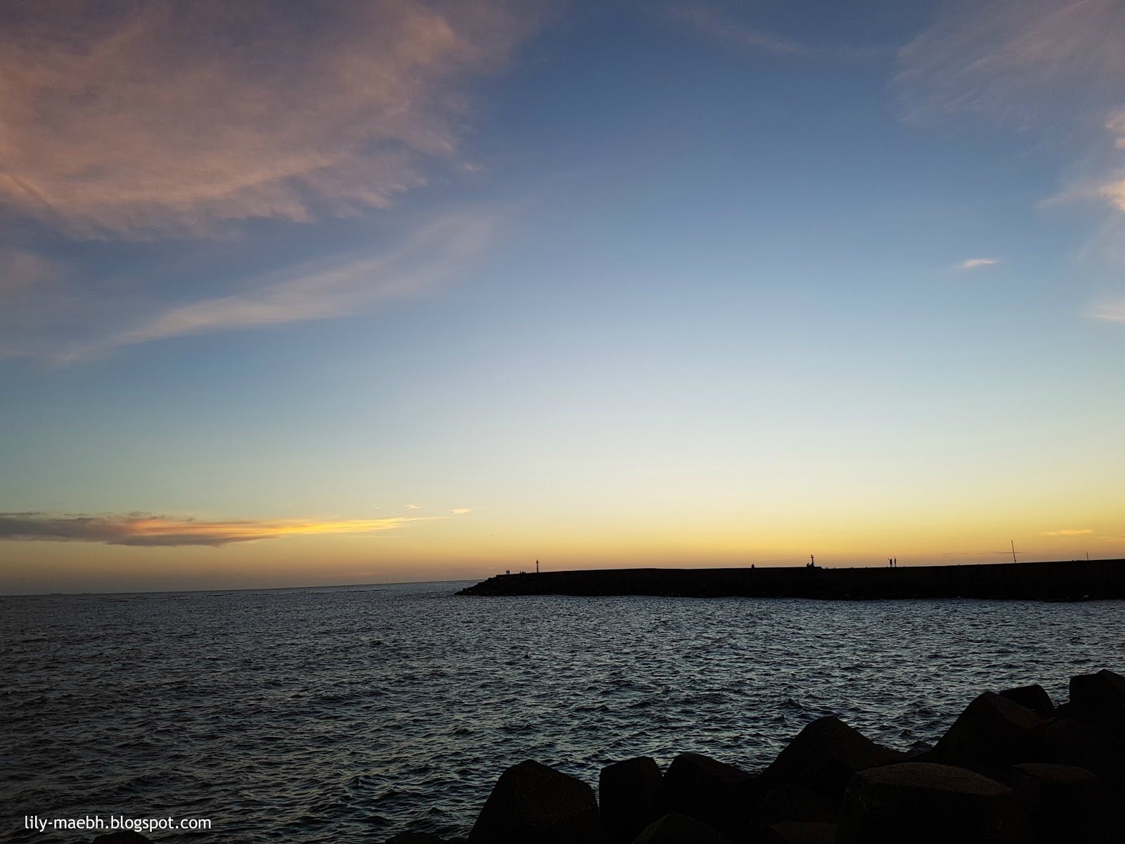 A Beach Day In Anping, Tainan!