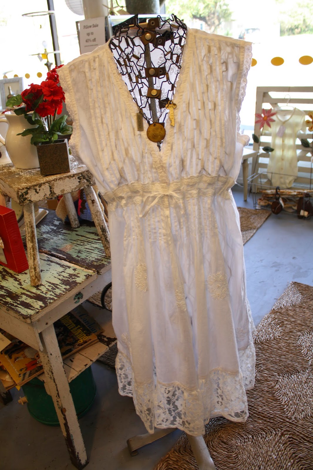 Coastal Charm: Vintage...Farmhouse...Cottage Style...We Have It All