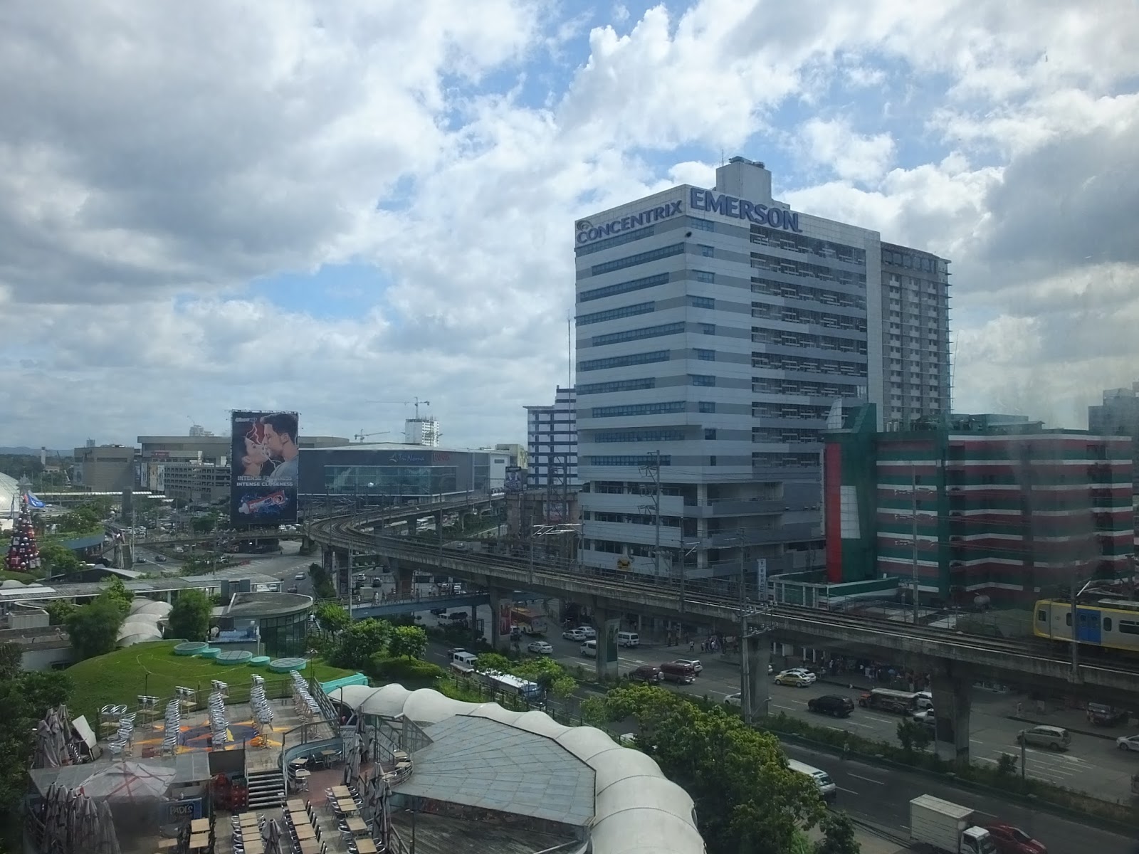 Me and My Fujifilm Cameras: Scenes from the 5th floor of SM North Annex