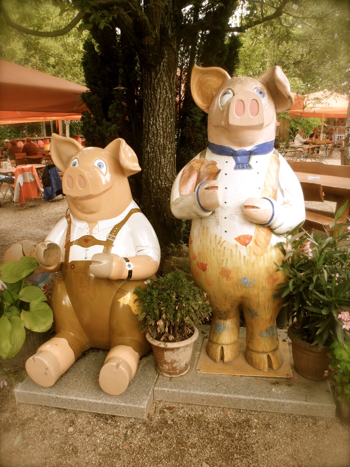 From Smiley Fritz to Santiago...: Weißwurst, Schießhaus and ...