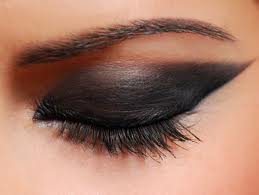 GOSSIP MAMY: BELLEZA: PINTAR LA LINEA DE LOS OJOS