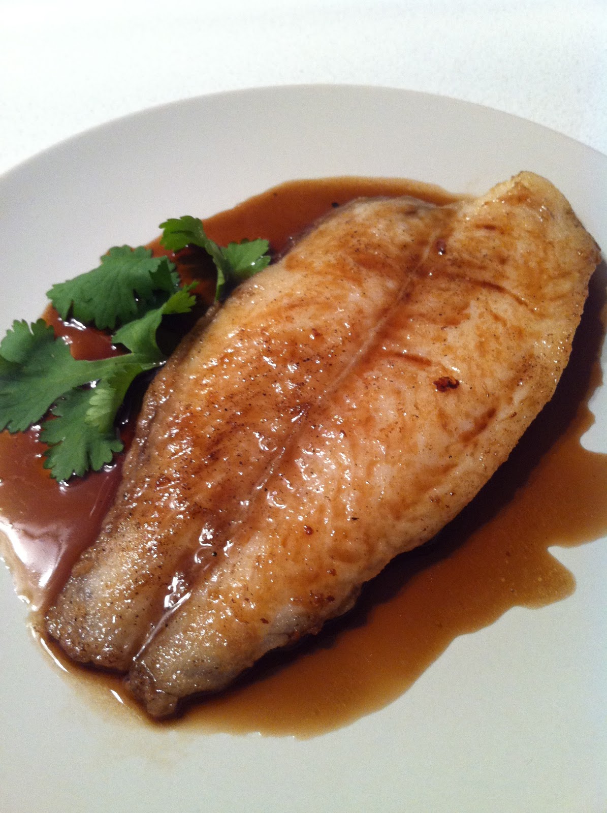 730 Days of My Life: Gin's Kitchen - Pan-fried Basa in Soy Sauce