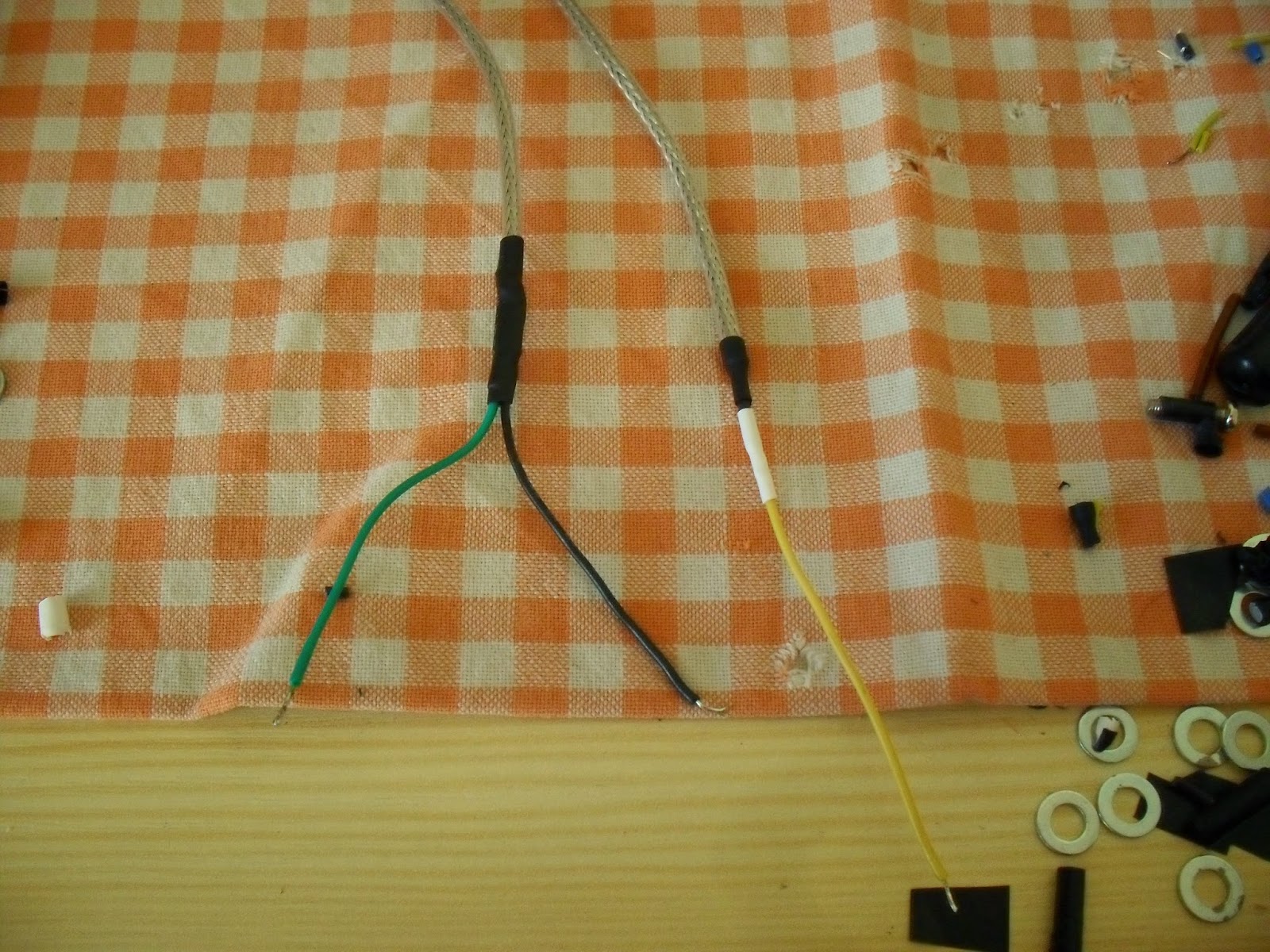DIY electric guitar projects: Danelectro shielding and stuff