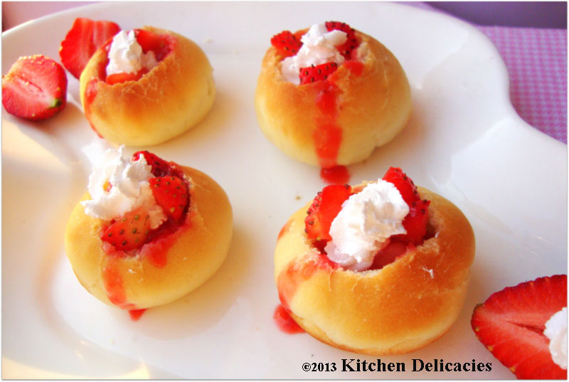 Strawberry Buns | Kitchen Delicacies