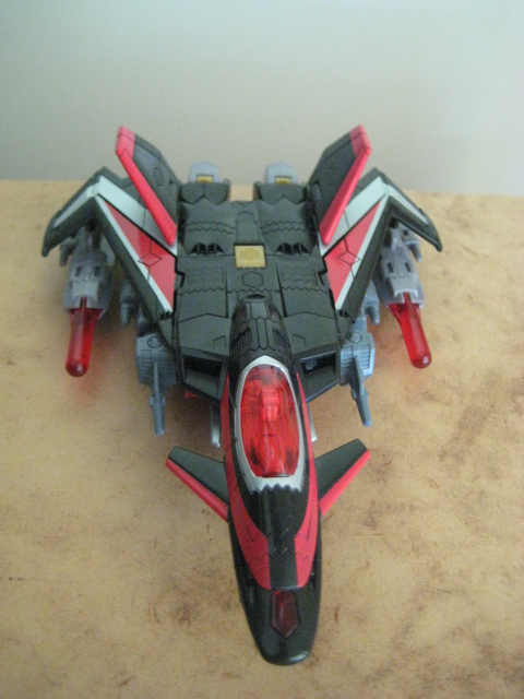 ChCse's blog: Toy Review: Transformers Generations Sky Shadow
