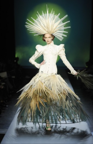 Tout savoir sur le métier de styliste !: Un styliste célèbre!