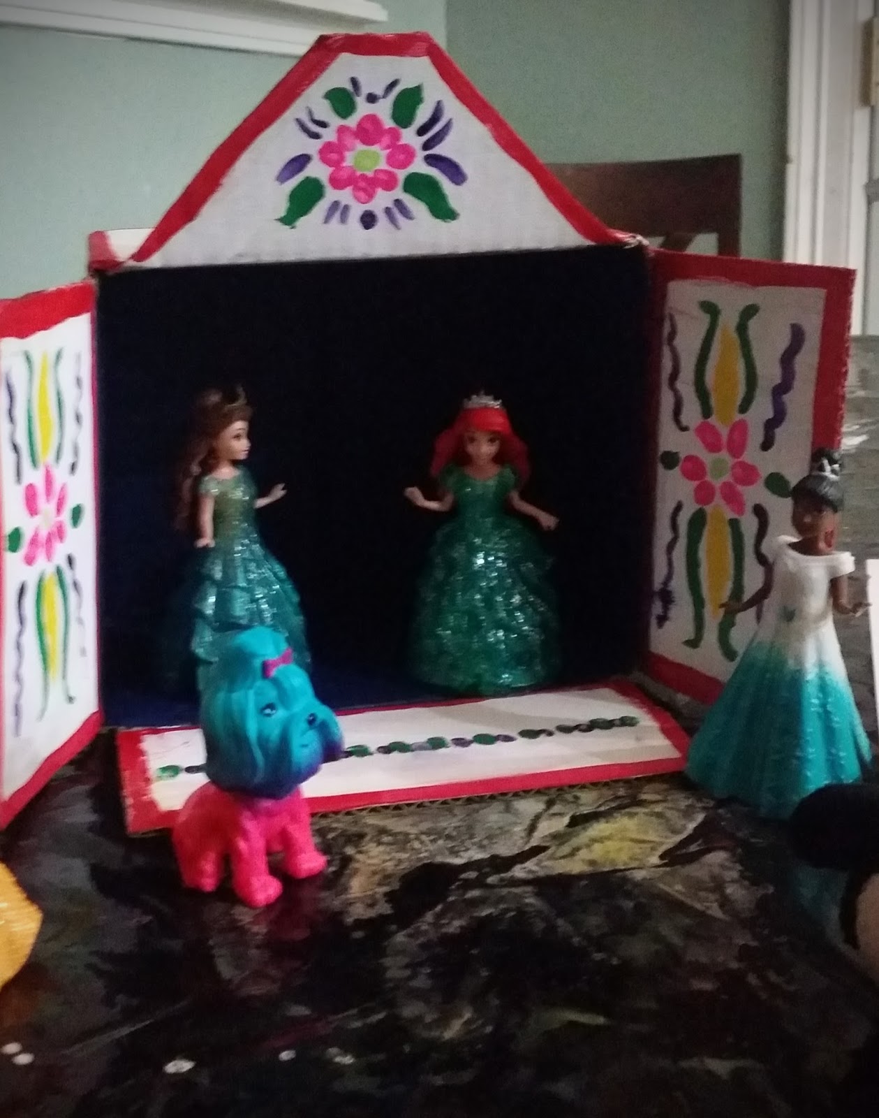 Mommy Maestra: How to Make Your Own Peruvian Retablo