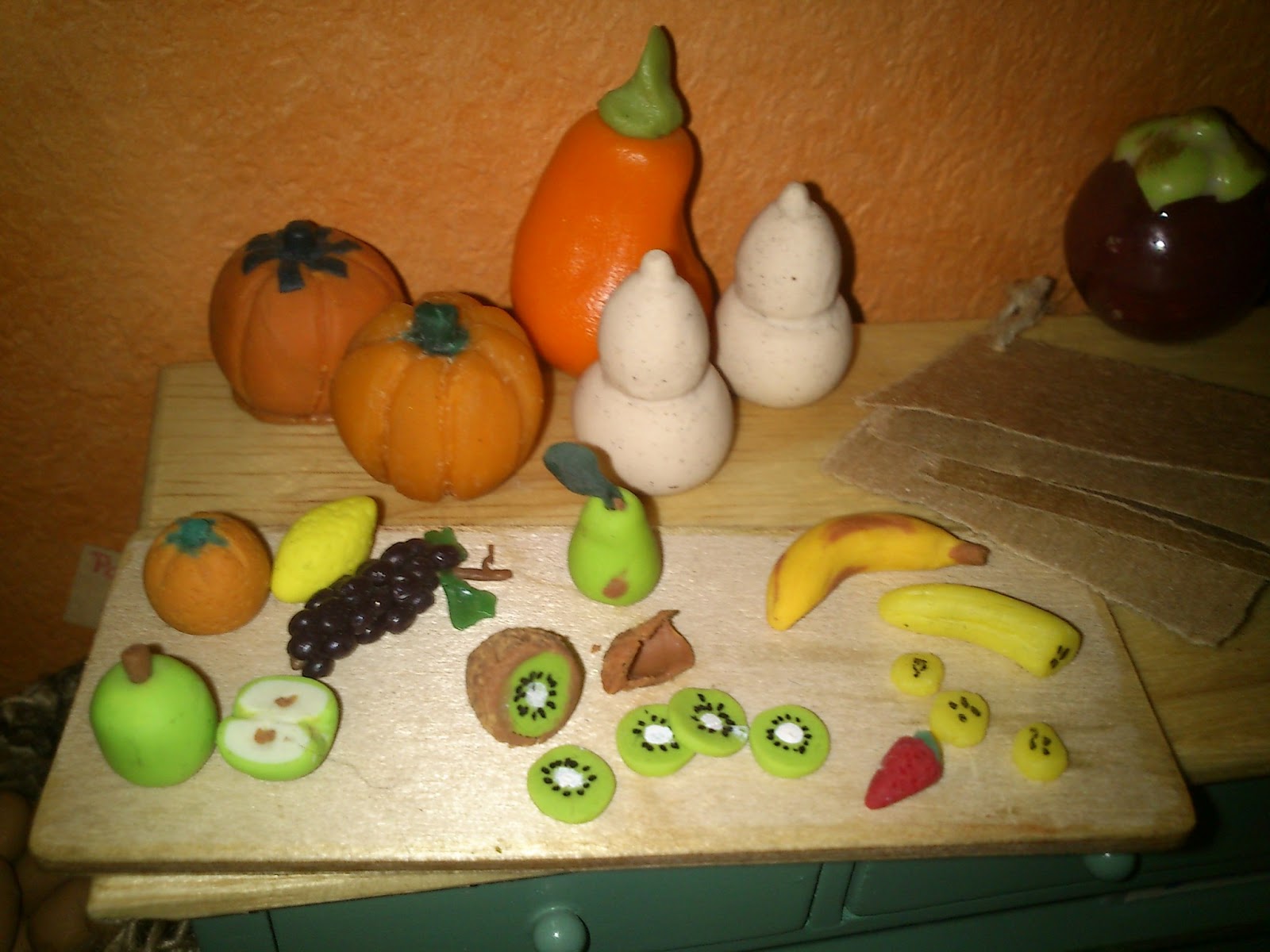 Las Miniaturas de Isa: FRUTARIA... tienda de frutas y verduras.