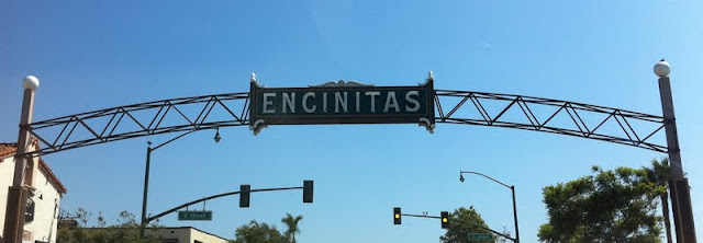 wacky tacky: Encinitas Boat Houses Ahoy!