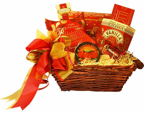 Gift Basket Experts: Joyous Holiday Snack Gift Basket