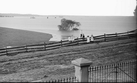 Hawkesbury heritage & happenings: Hawkesbury River floods
