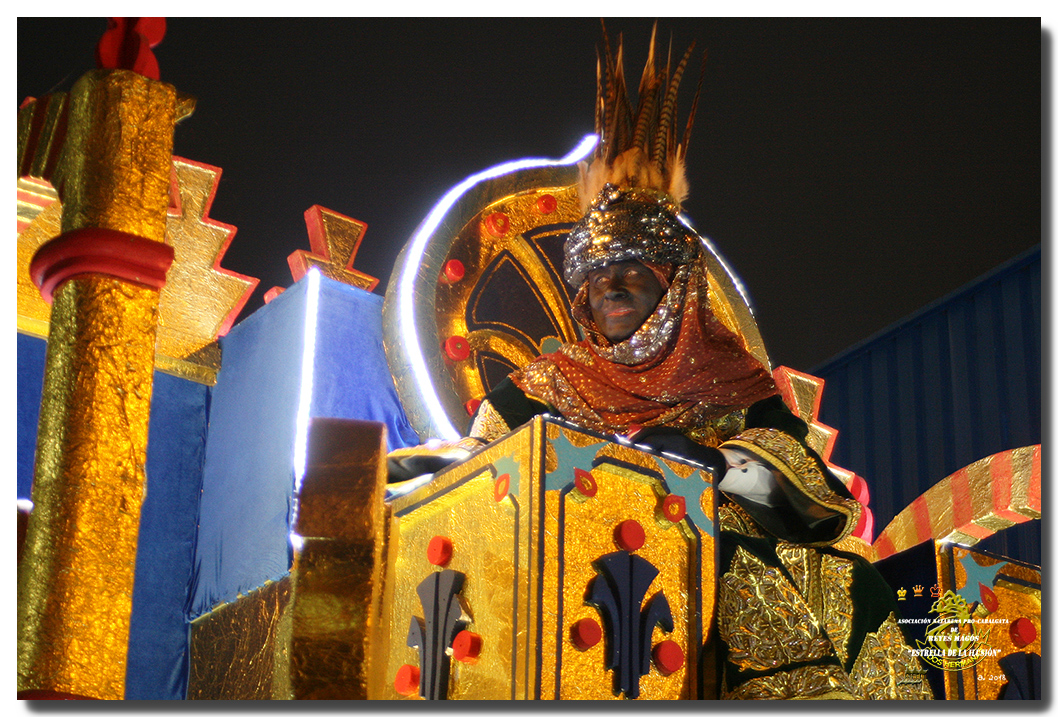 CABALGATA REYES MAGOS "ESTRELLA DE LA ILUSIÓN" DOS HERMANAS: TRONO DEL ...