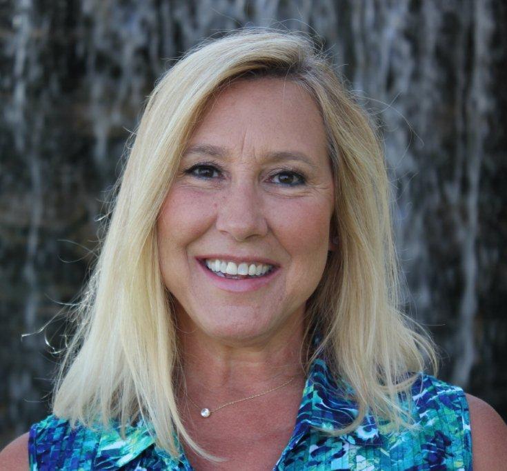 Sharon Adams's Instagram, Twitter & Facebook on IDCrawl