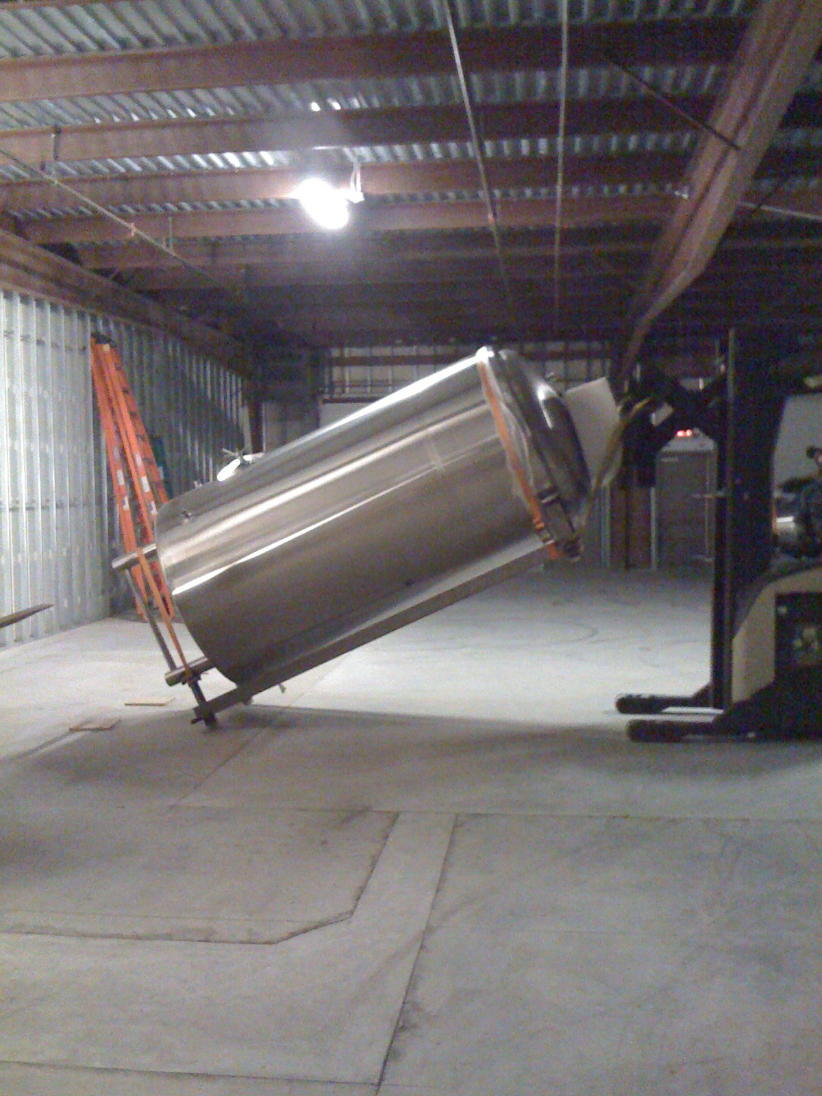 Turtle Anarchy Brewing Company: Standing Up the Tanks!!