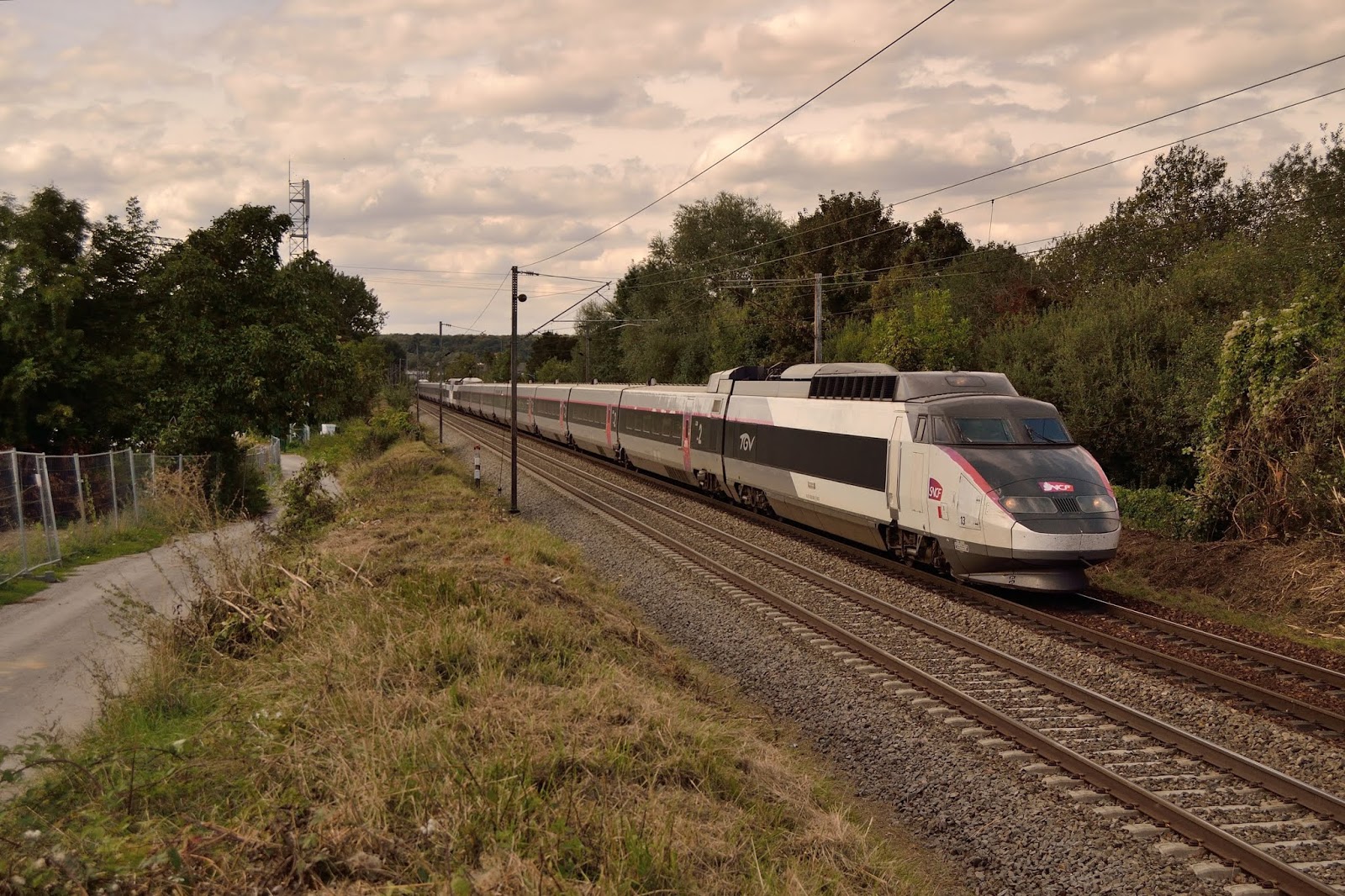 LA PASSION DU TRAIN: TGV Thalys et Eurostar autour de Creil ...