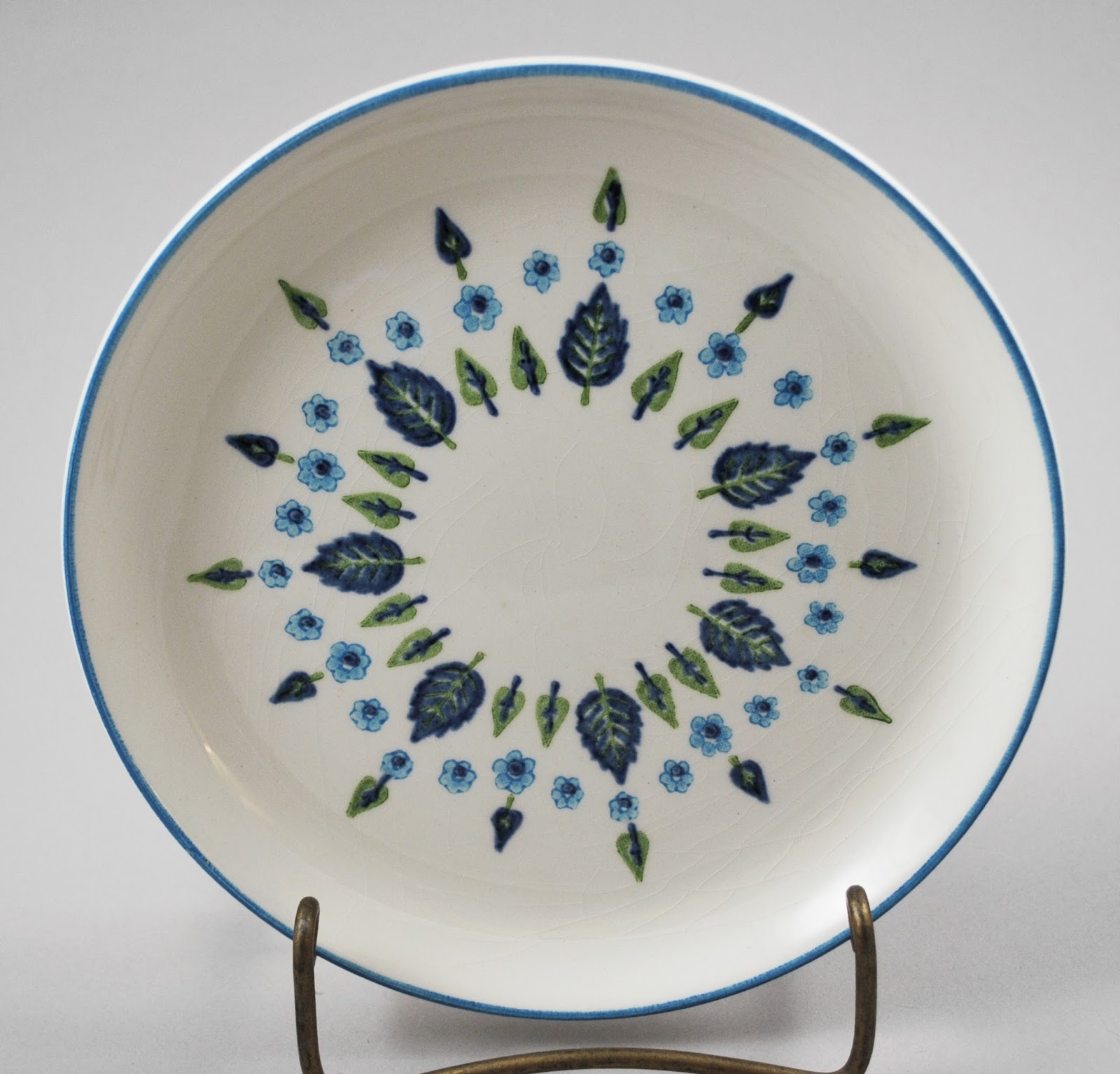 CAROLINABLUELADY Vintage Collectibles: Swiss Chalet or Swiss Alpine ...