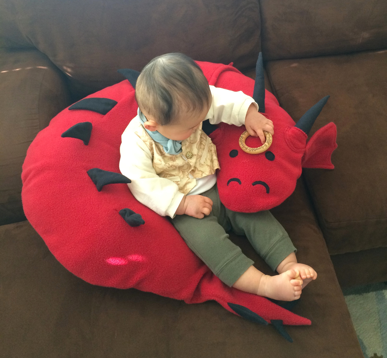 Cation Designs: The Geekiest Baby: Middle Earth Themed Accessories