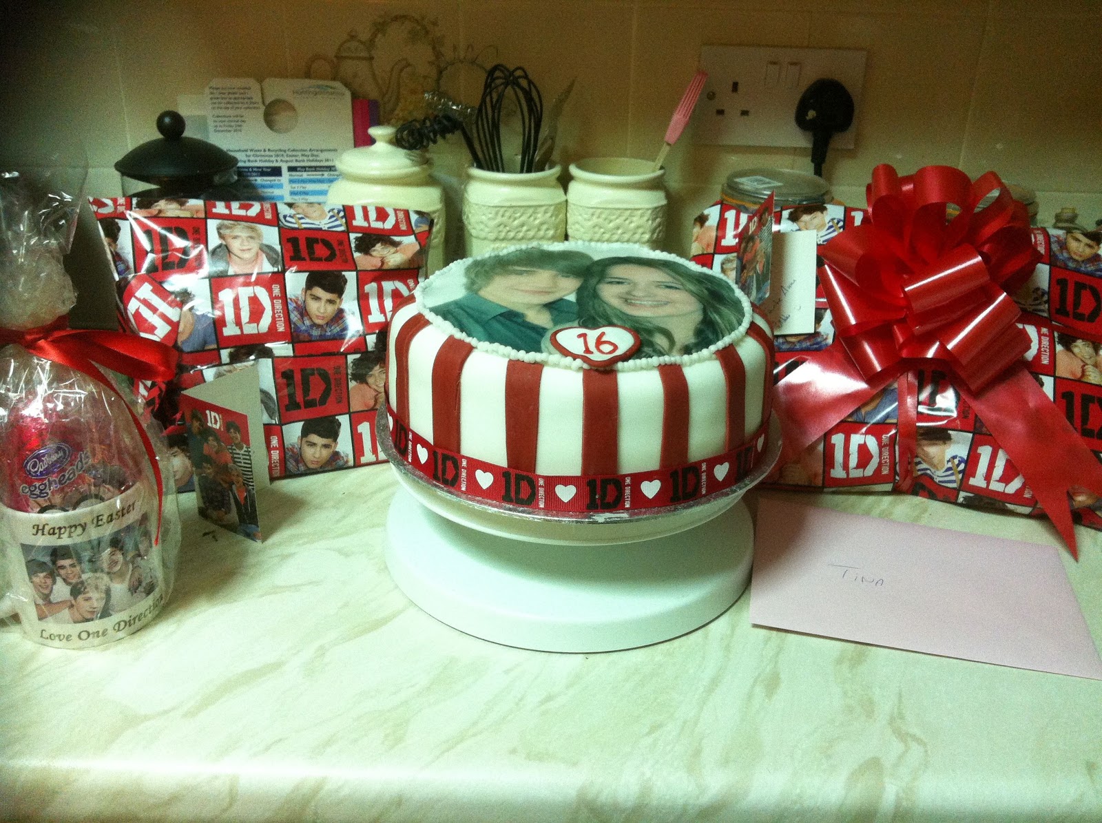 Victory Rolls & Mixing Bowls: One Direction Cake - Sweet Sixteen