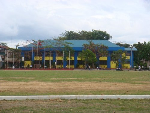 Piliin ang Davao : Davao City National High School