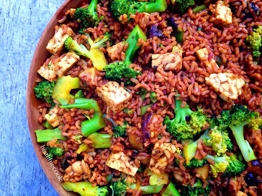 Indonesian Style 'Fried' Rice (VEGAN, NO OIL) | Healthiecook