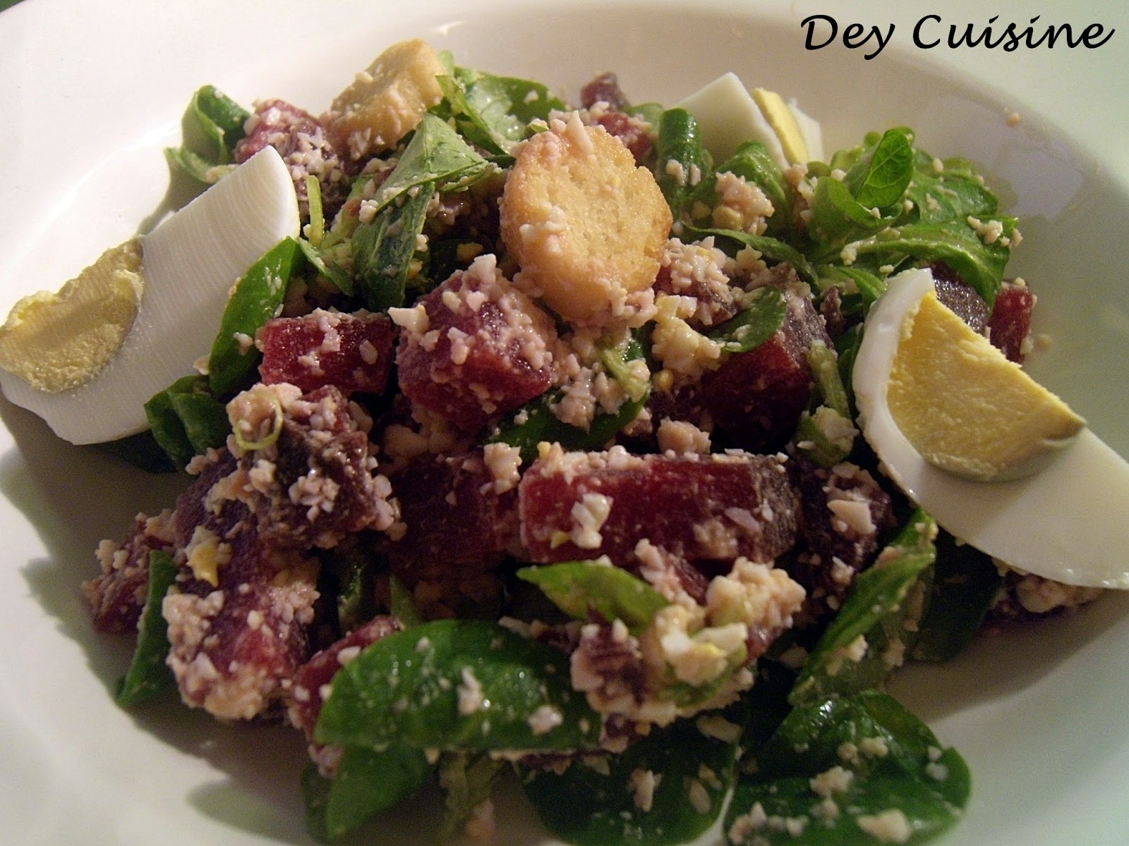 Dey cuisine: Salade betterave, oeuf & crouton