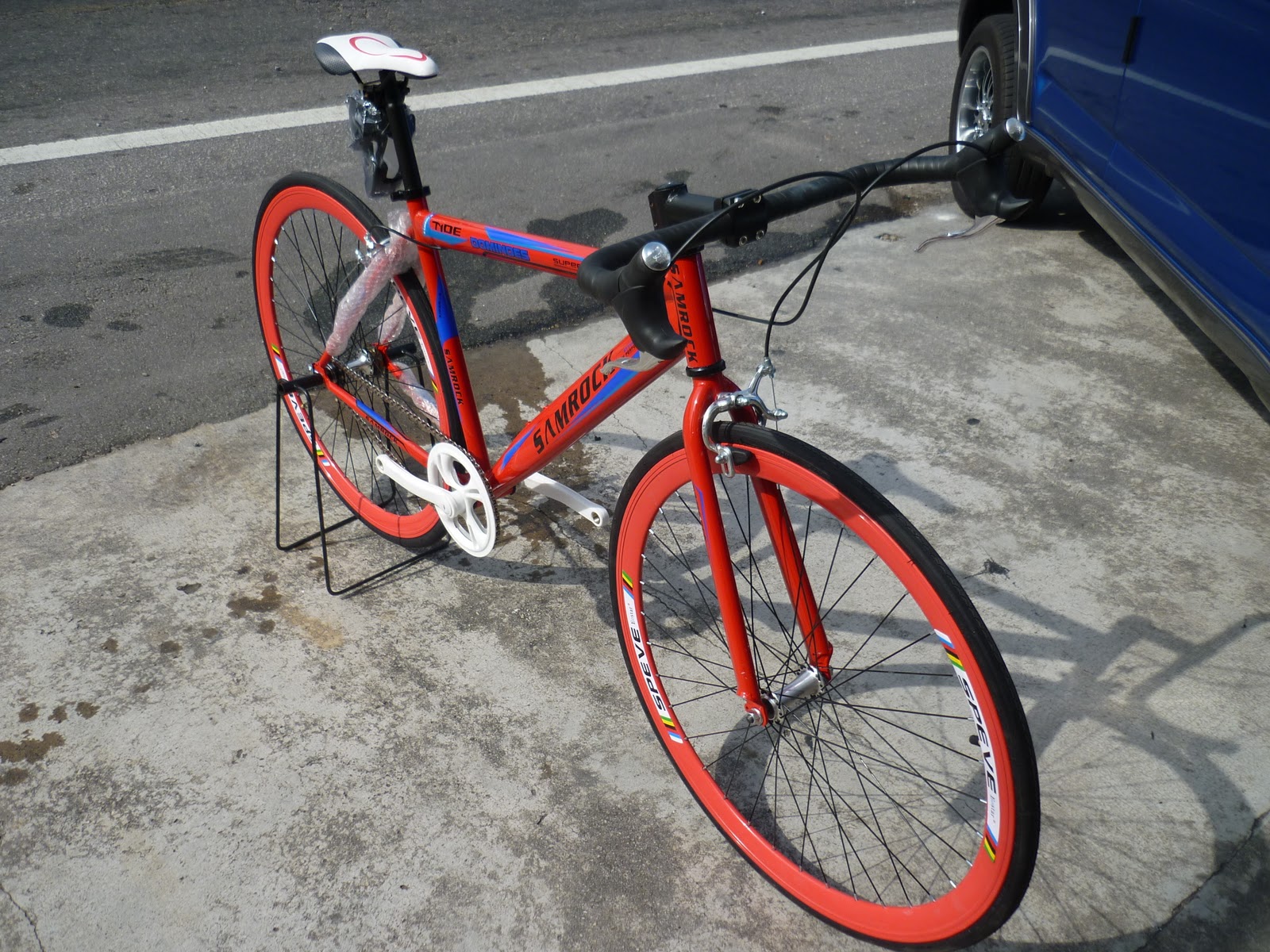 ytwocycle Trading: Fixie Bike - Samrock (with Brakes)