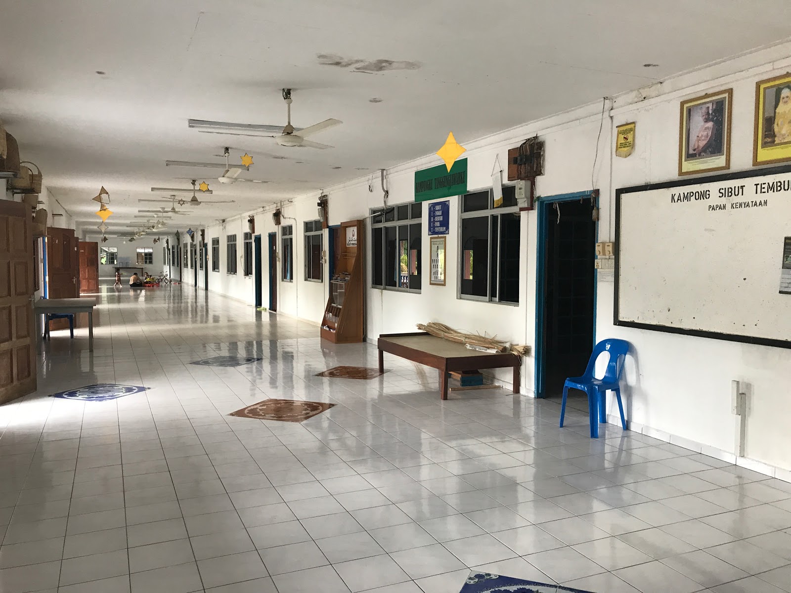 Sightseeing in Brunei: A Visit to an Iban Longhouse - Vikingess Voyages