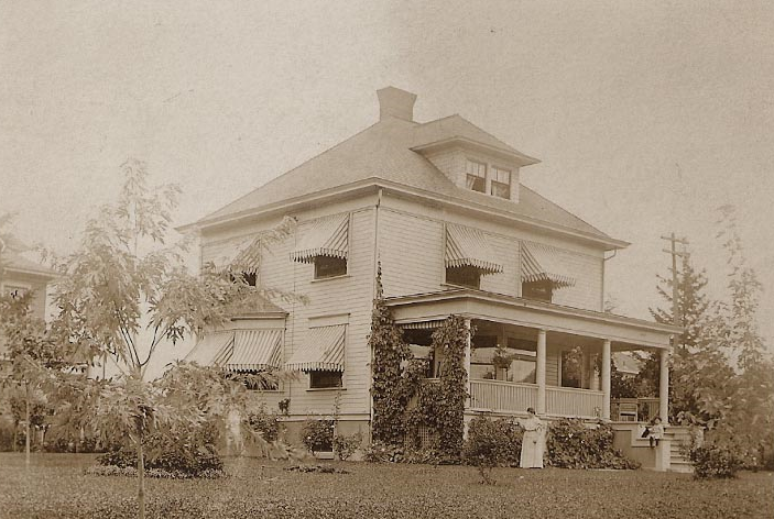 Old photos of architecture: Early photograph of the Kingsley house at ...