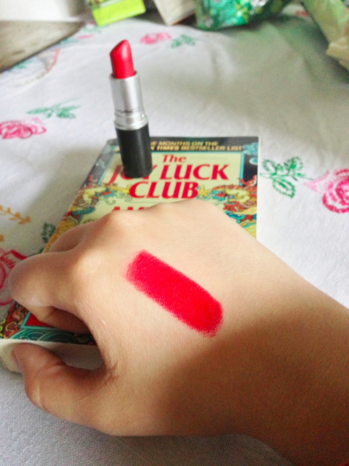 Mary Contrarie : MAC Ruby Woo