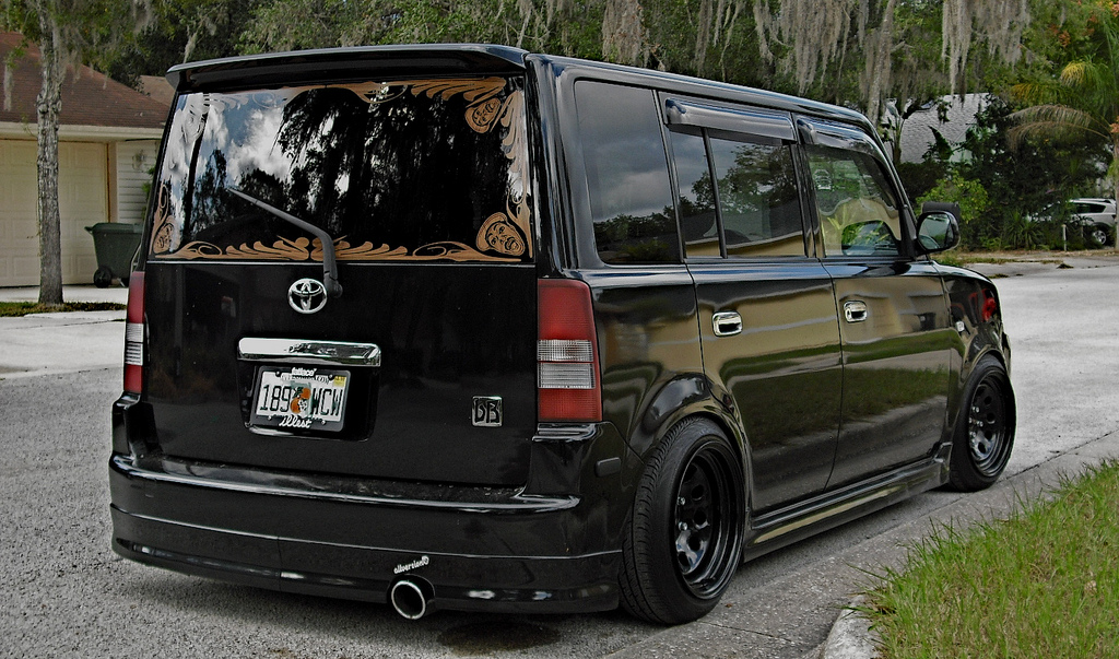 RevsPhoto: Toyota Bb