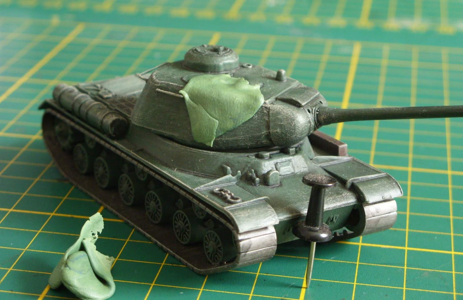 WORLD WAR 2 MODELZONE: My Method To Apply Camouflage Netting To Tanks