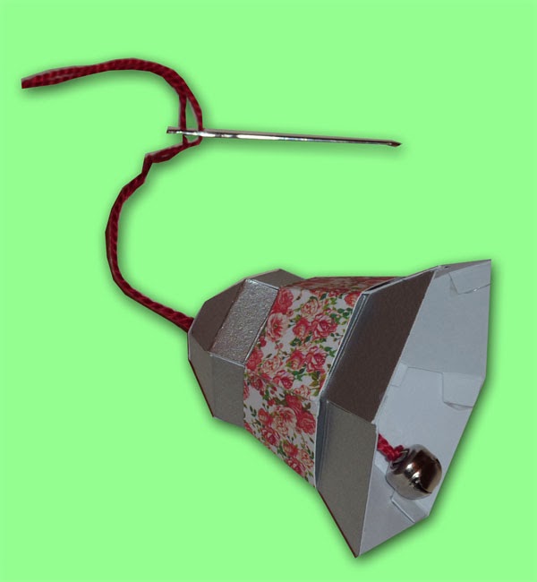 The Papercraft Post: Beautiful Bells Tutorial
