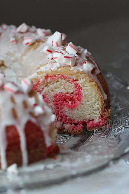 Meet The Shannons: The Betty Crocker Project : Candy Cane Cake