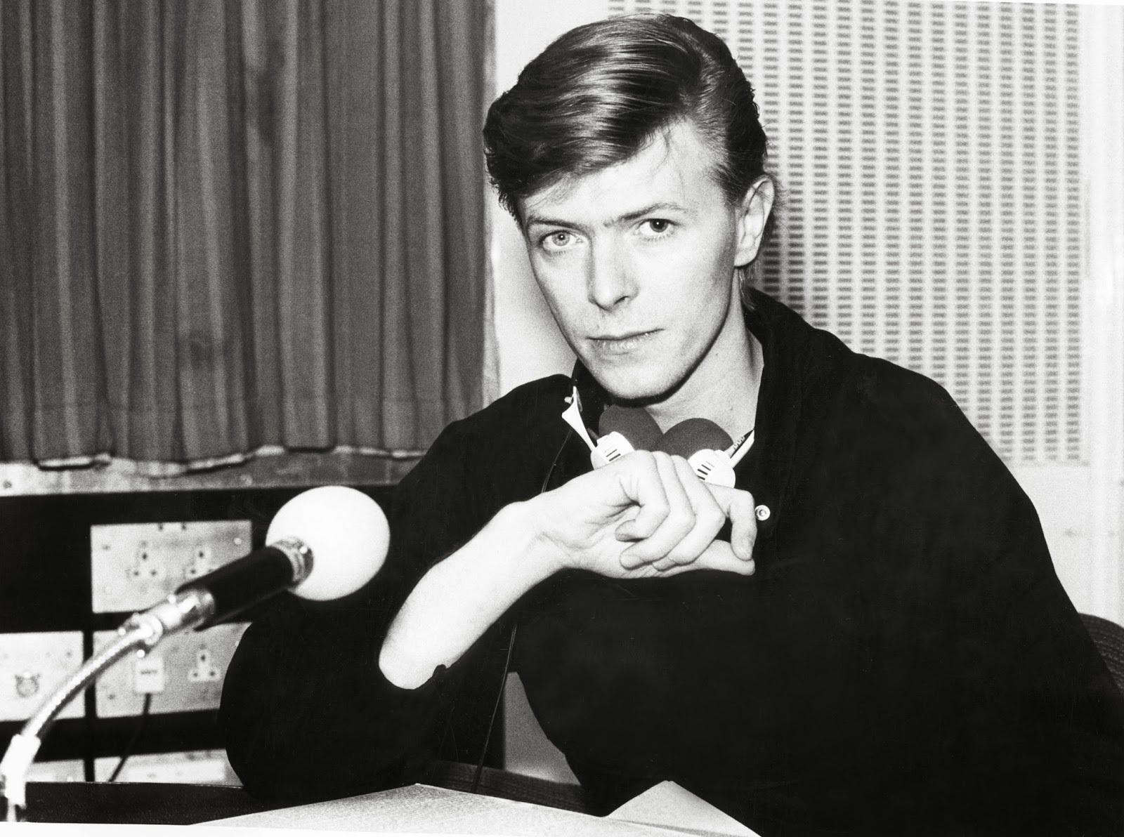 Ed Gibbs: David Bowie: Five Years in the Making of an Icon