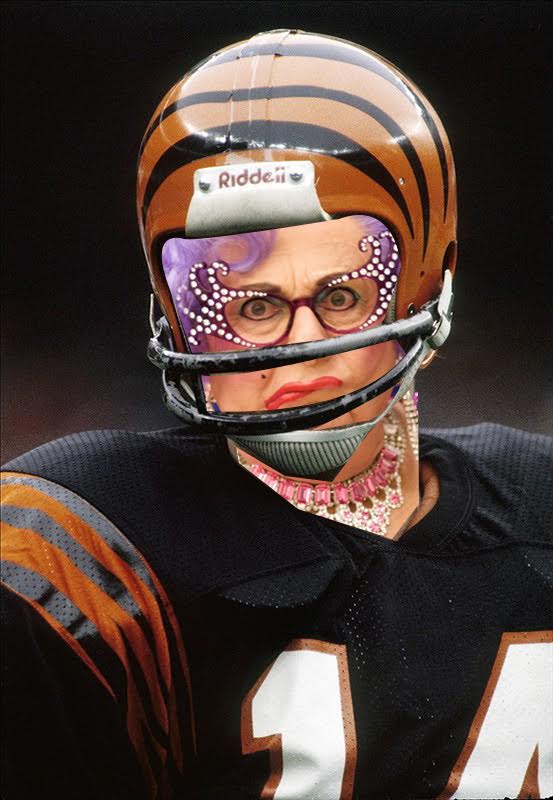 WrestleCrap Radio.com: Wrestlecrap Radio XFL Queen