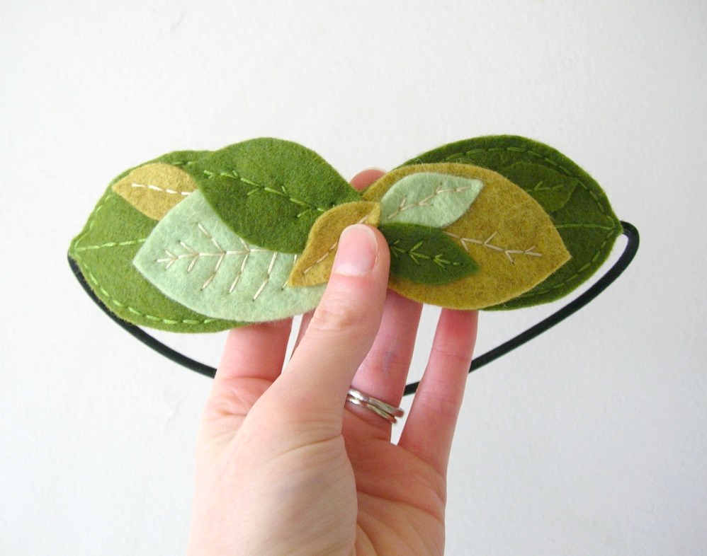 ORDINARY MOMMY DESIGN: New Headband Design + Spring Pinwheel Clips.