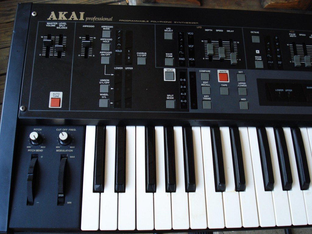 MATRIXSYNTH: Akai AX60 Analog Synth & S612 Sampler