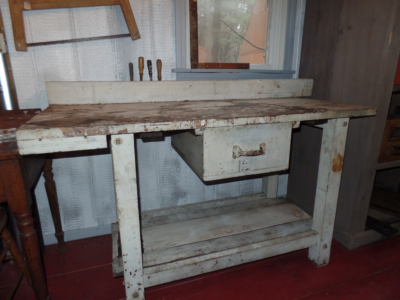 Log Cabin Antiques & Gifts: Wooden workbench