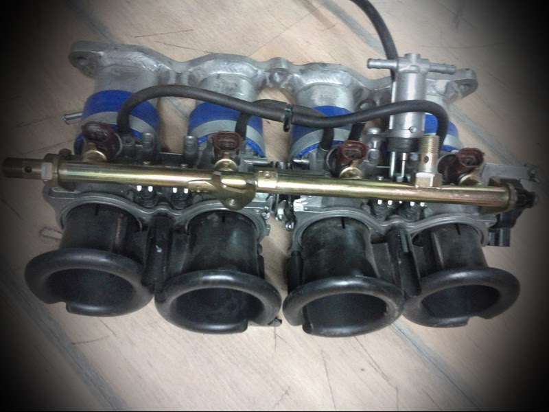 JDMbits: Yamaha R1 ITBs On Toyota Yaris Intake!