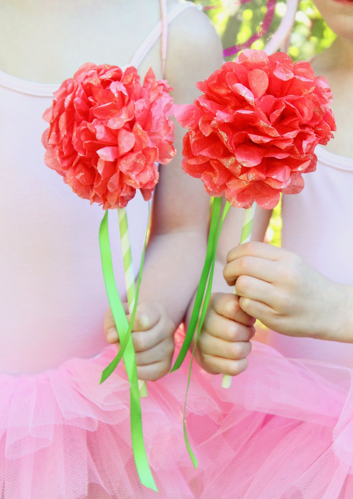 Icing Designs: DIY hand-glittered mini paper pom fairy flower wands
