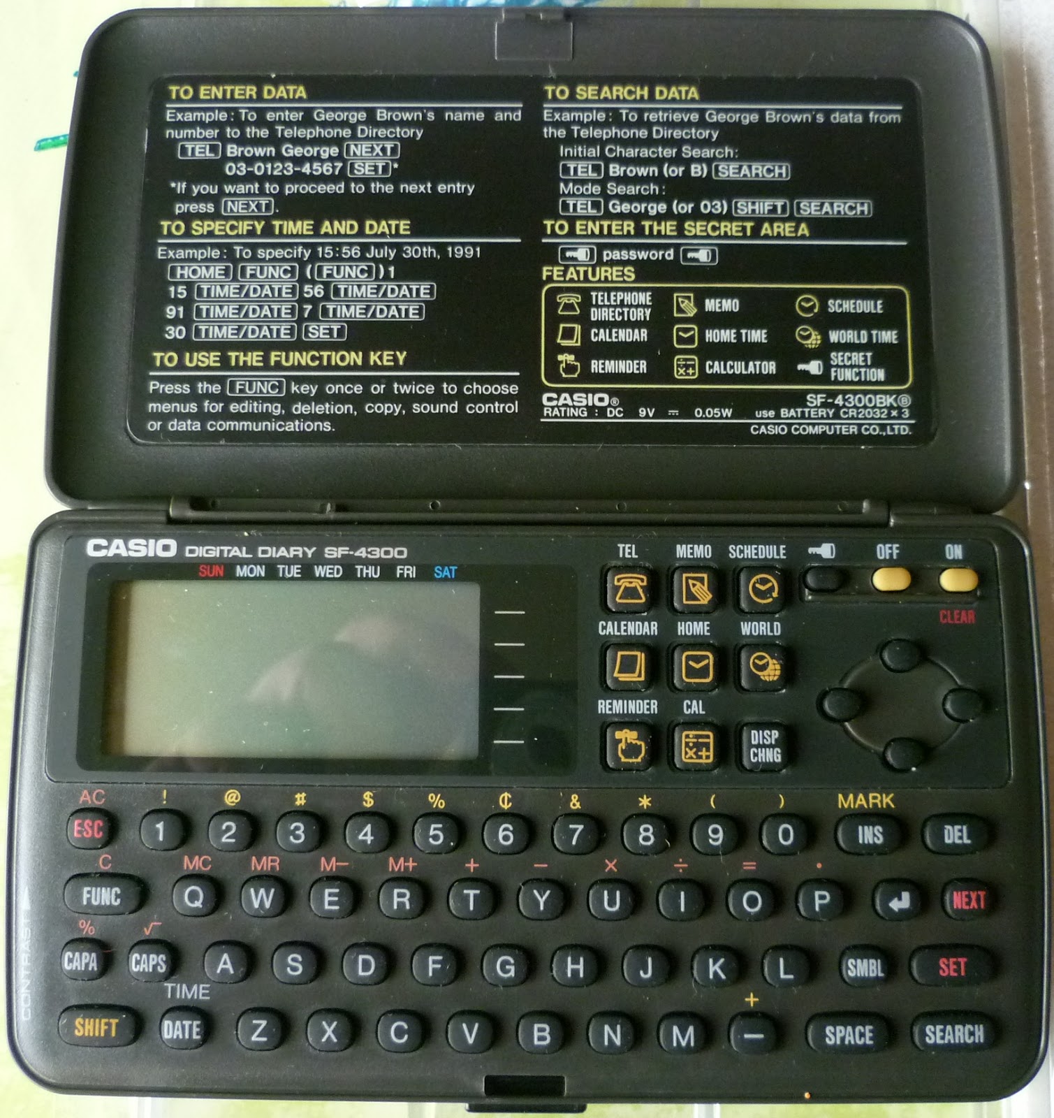 POCKETS collection: CASIO SF-4300 Digital Diary