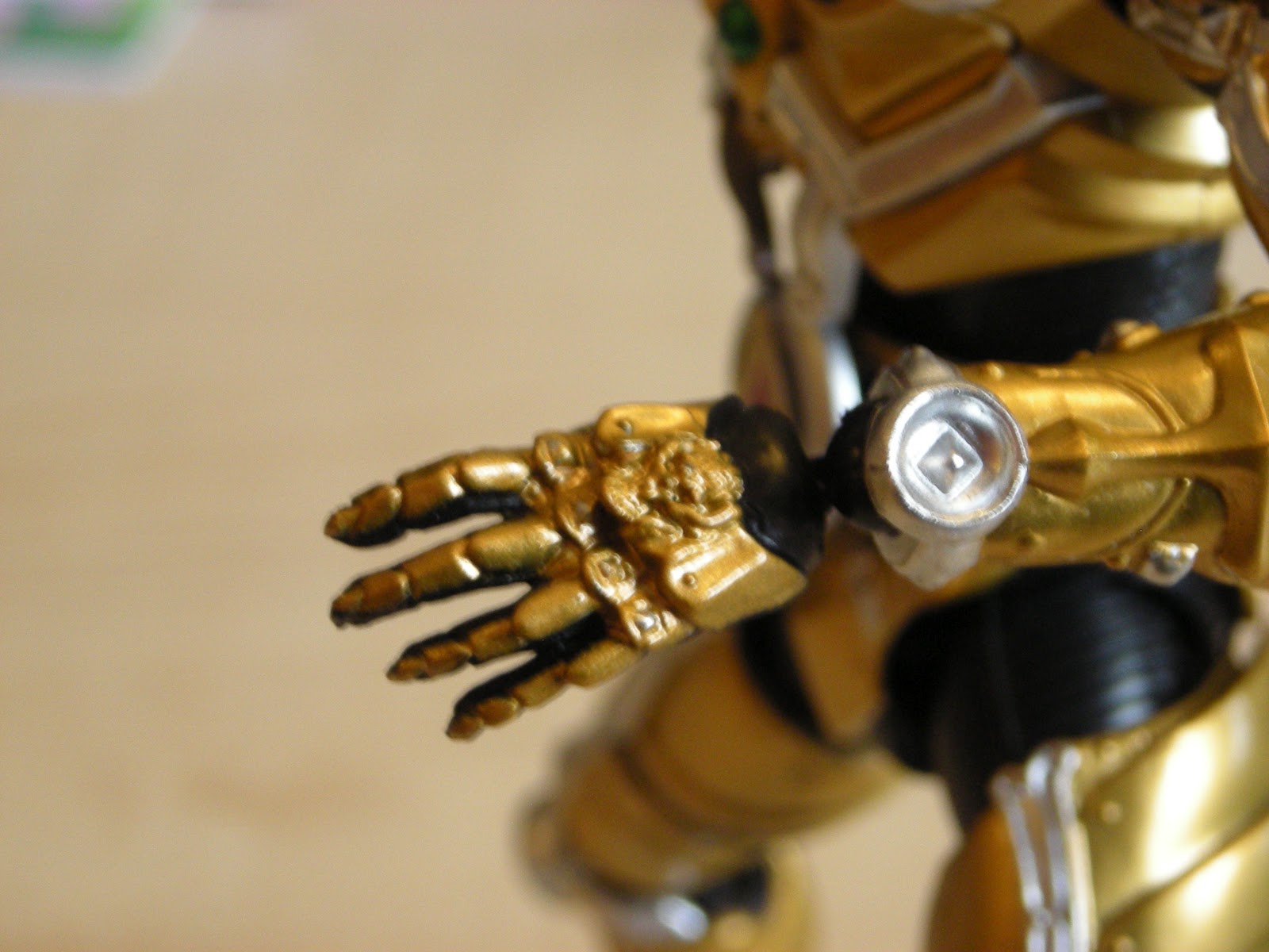 My Shiny Toy Robots: Toybox REVIEW: S.H. Figuarts Garo