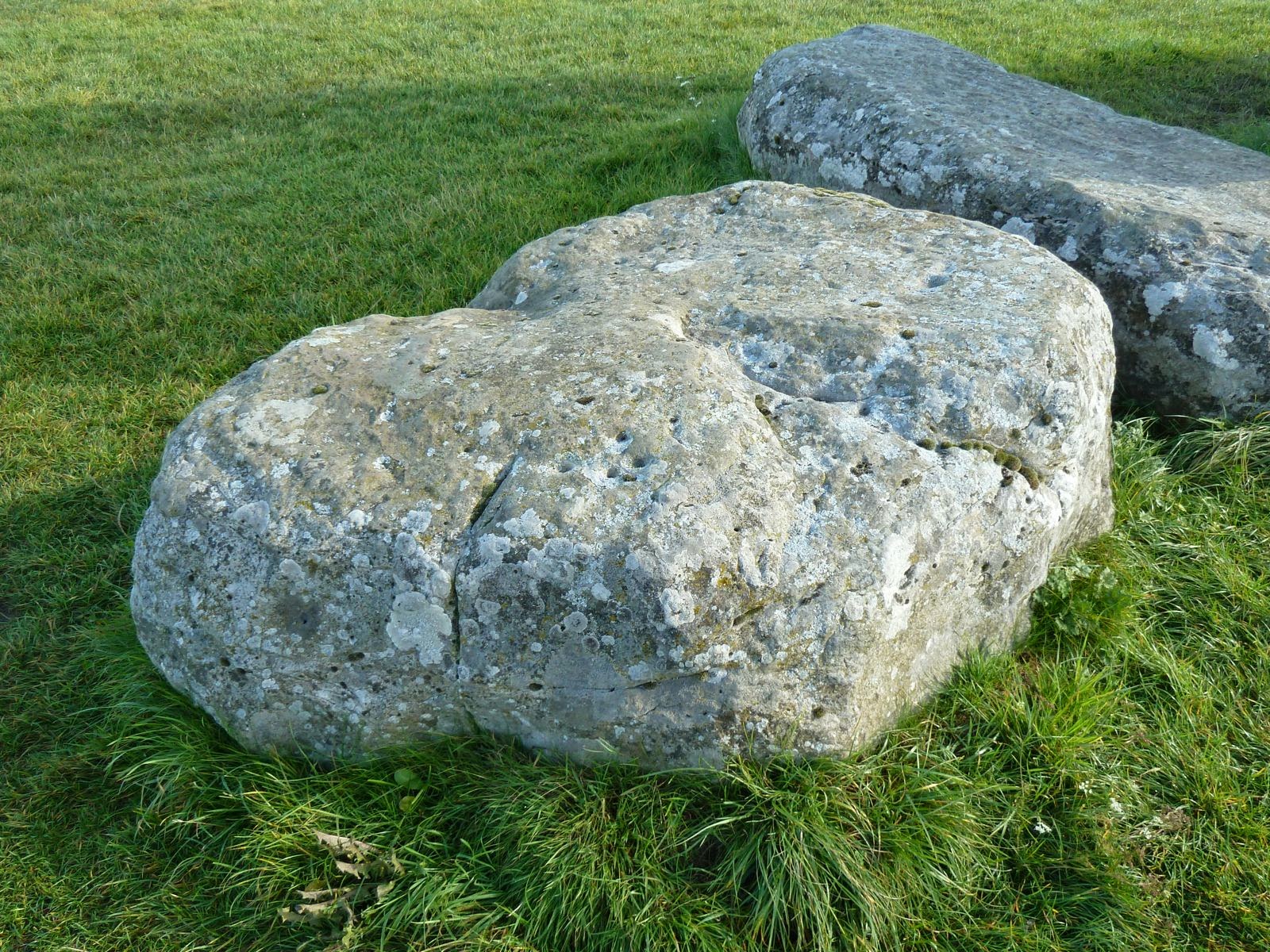 The Stones of Stonehenge: Stone 26