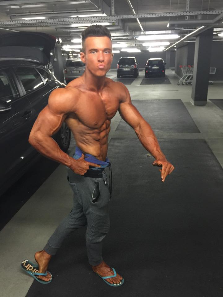 the beauty of male muscle: Joe