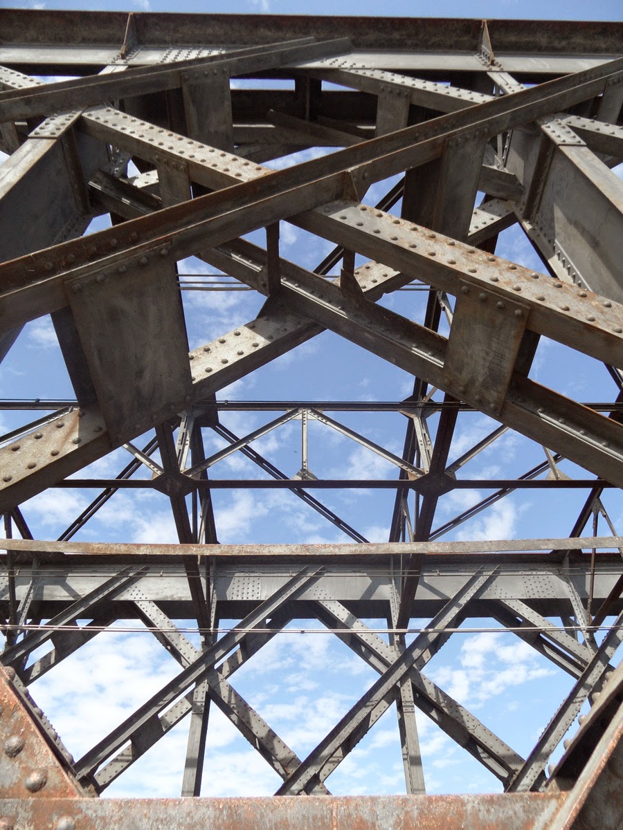 The Happy Pontist: French Bridges: 5. Rhone Railway Bridge, Avignon