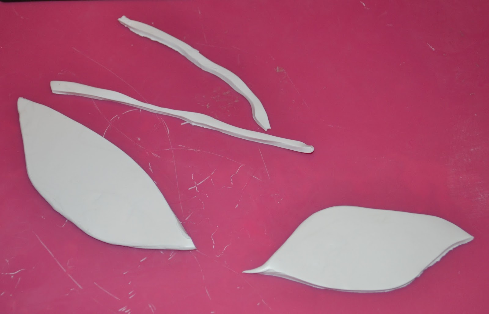 Sculpey clay feather ornament tutorial