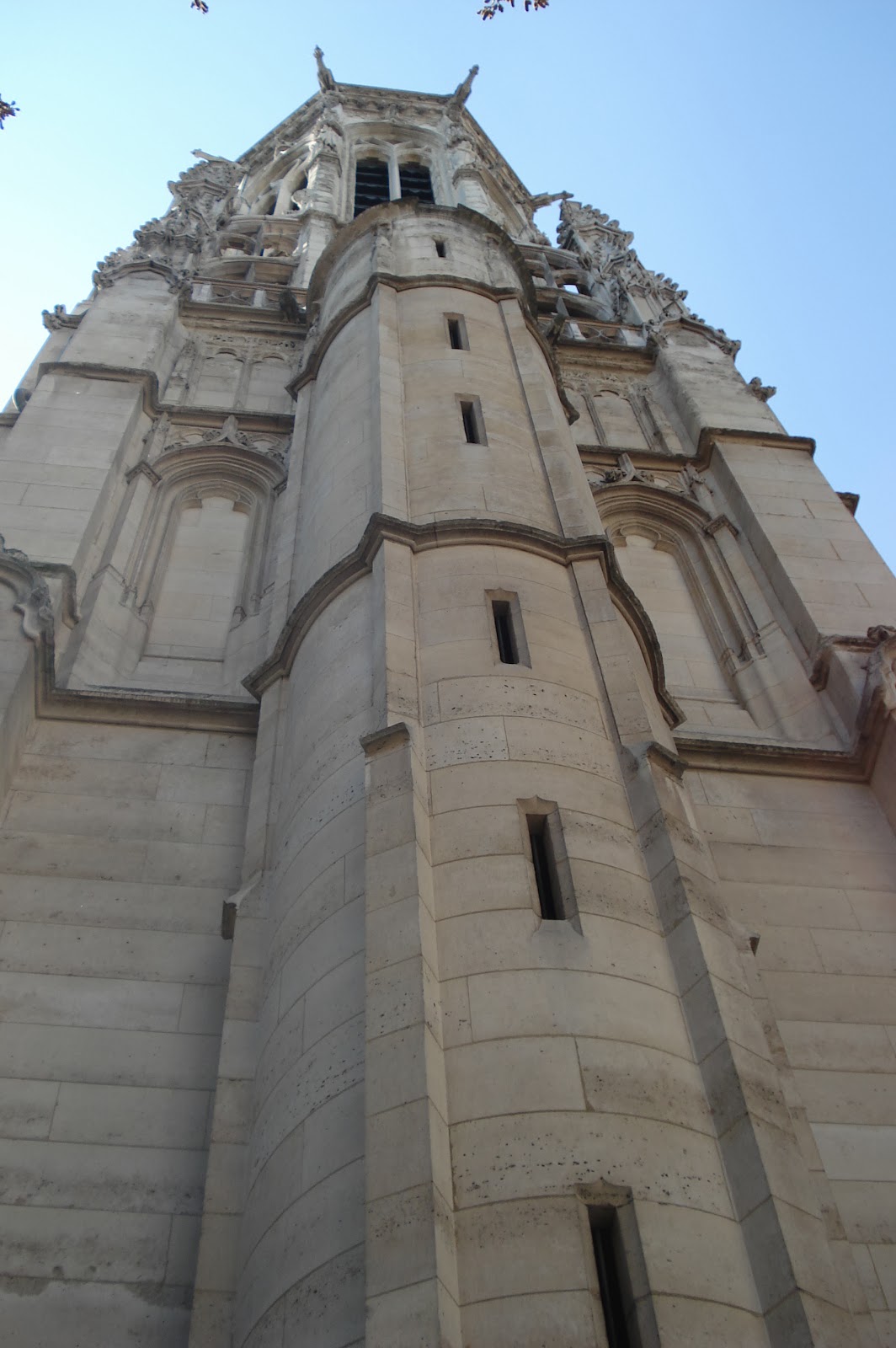 Paris on thème: Architecture médiévale. Les édifices religieux, le ...